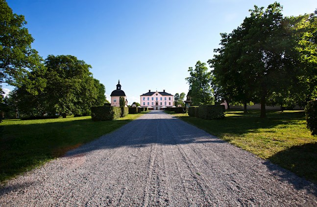 Hesselby Slott - Boka med prisgaranti | HotellStockholm.se